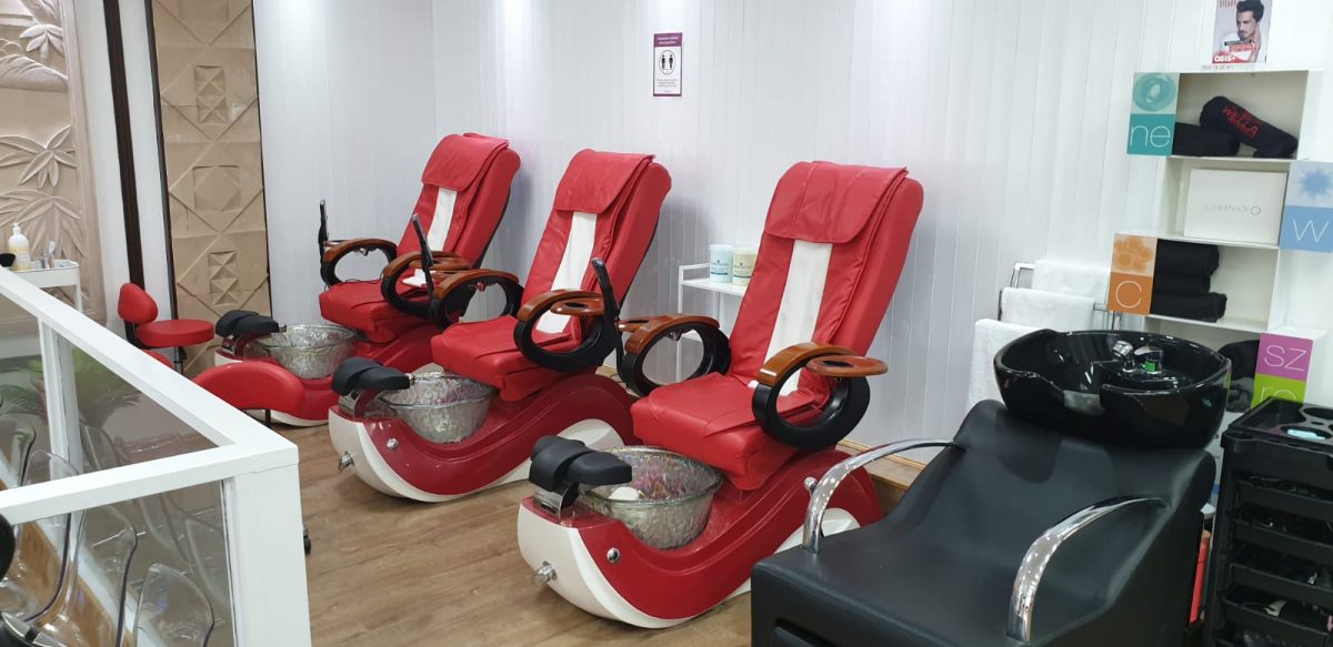 About Us - Lux Laser and Beauty Clinic